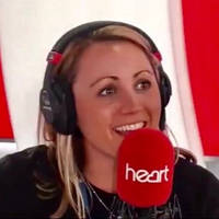 Peanut butter popcorn, a big glass of wine and lots of cuddles... Fia ...