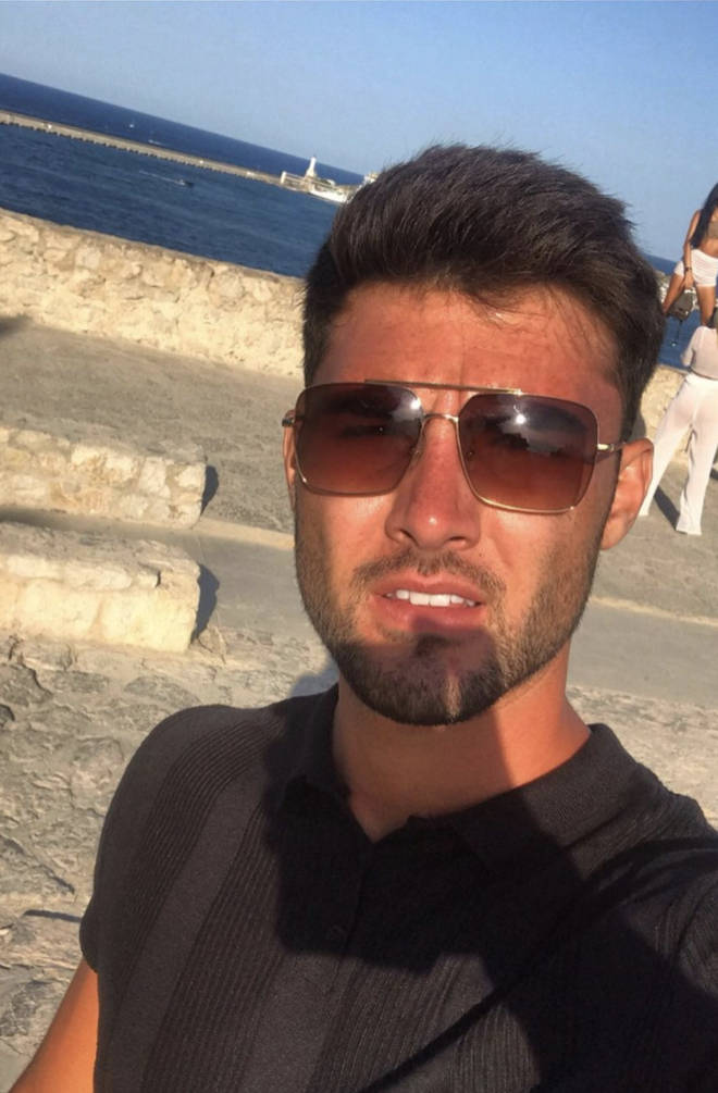 Who is Love Island's Liam Reardon? Age, job and Instagram revealed - Heart Who is Love Island's Liam Reardon? Age, job and Instagram revealed - Heart
